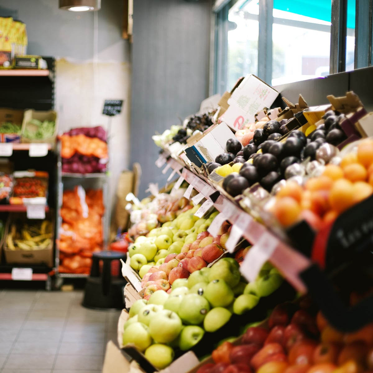 Improve your Food and Beverage Shipping with Becker Logistics